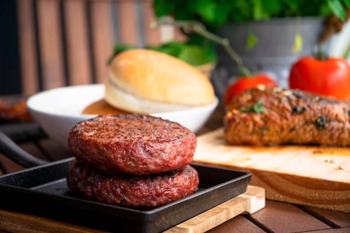 How To Cook Perfect Frozen Burgers - Simple & Easy To Do