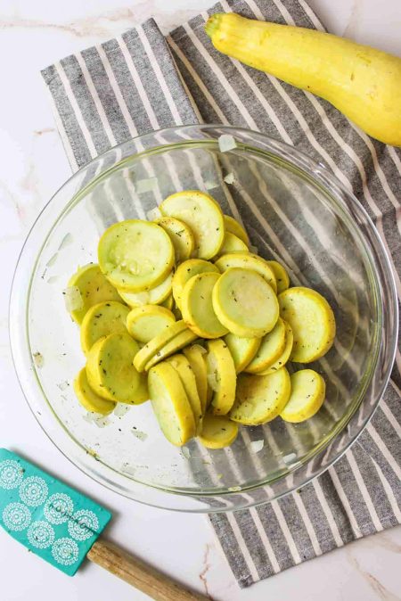 How To Cook Yellow Squash (4 Easy Ways)